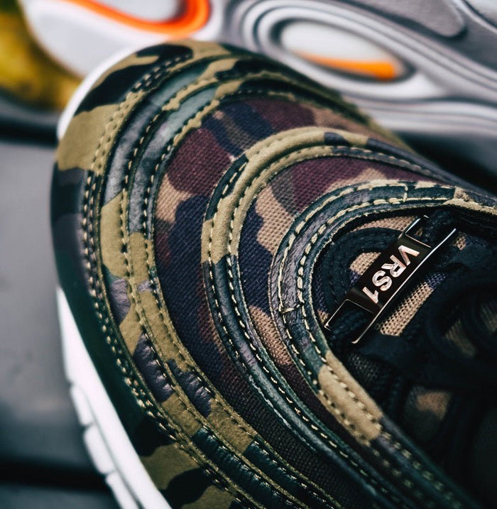 Custom Dubrae/Lace Lock Set